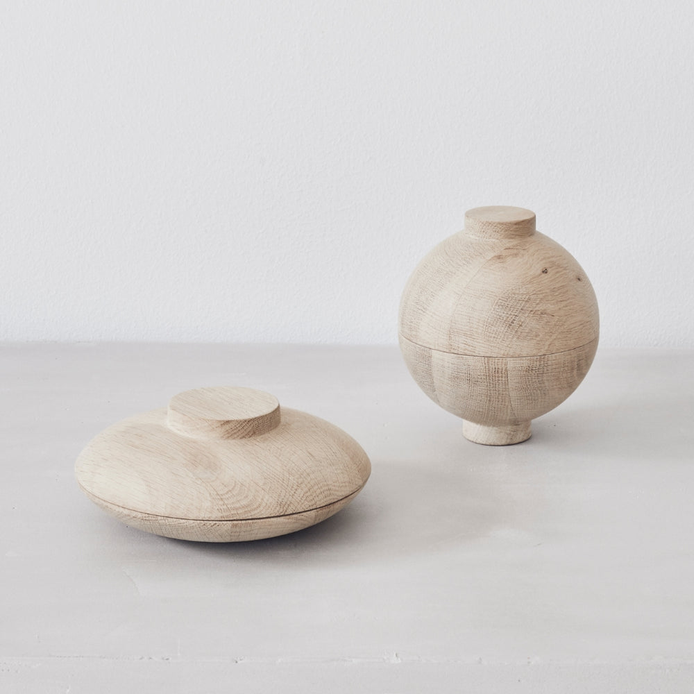 Kristina Dam Wooden Galaxy Oak - Batten Home