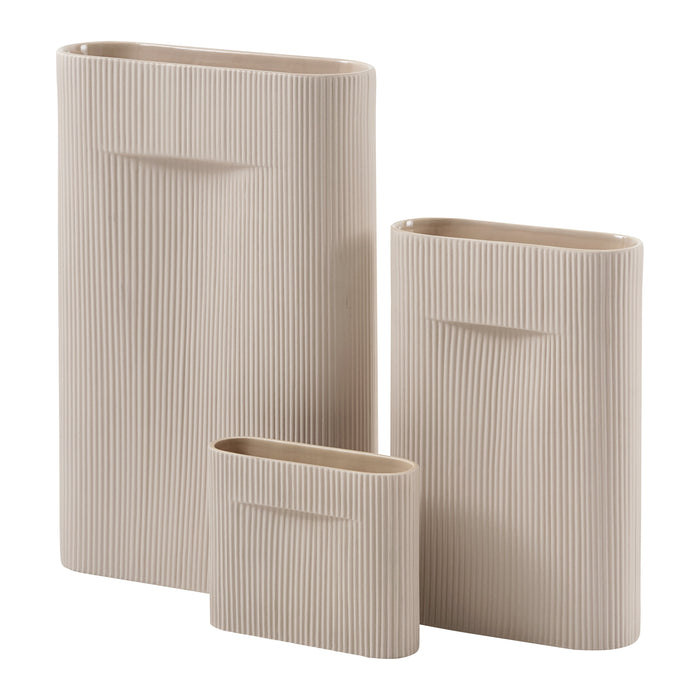 MUUTO Ridge Vase - Batten Home